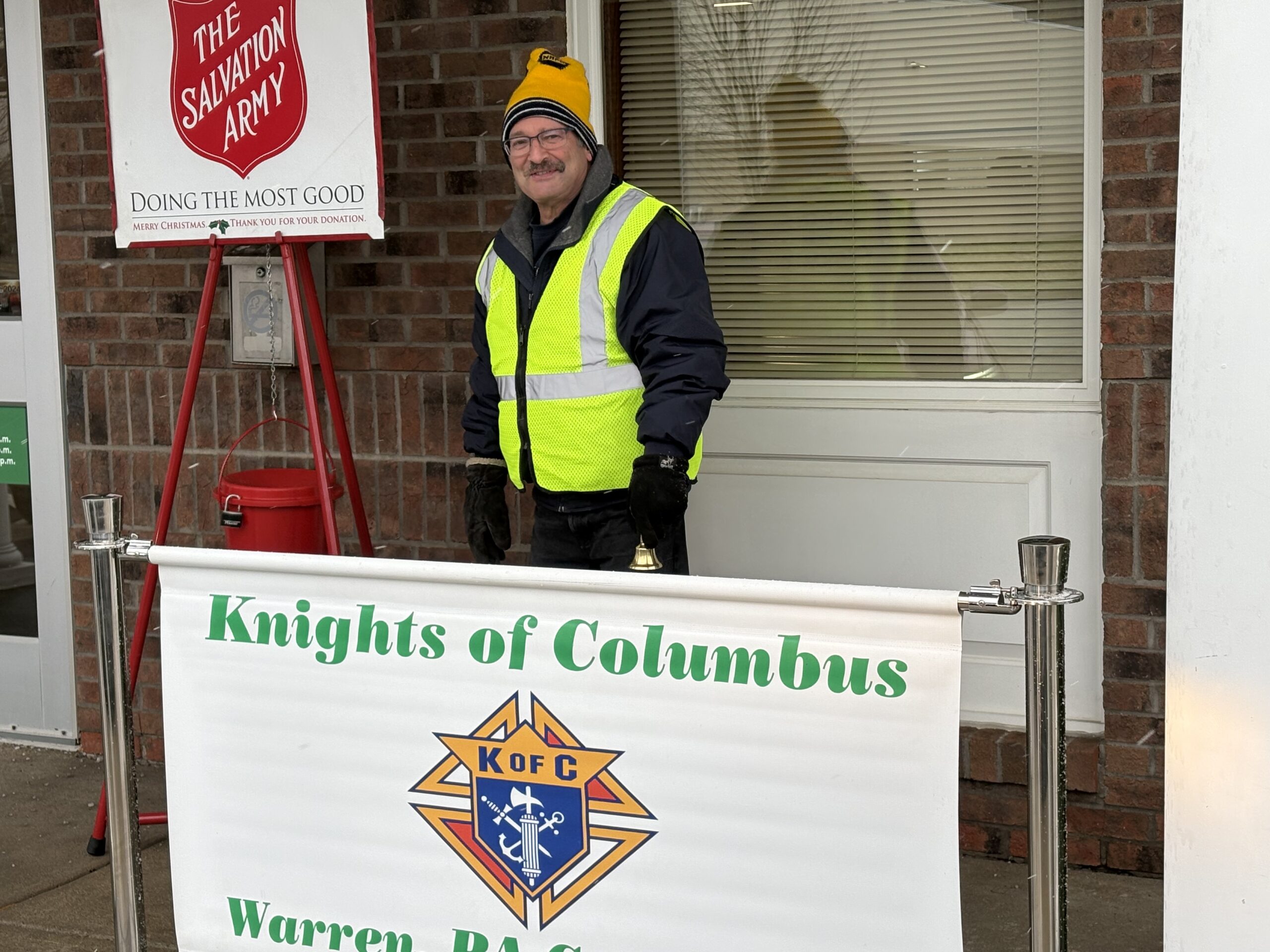 Knights of Columbus ring Red Kettle bells | News, Sports, Jobs - Times ...